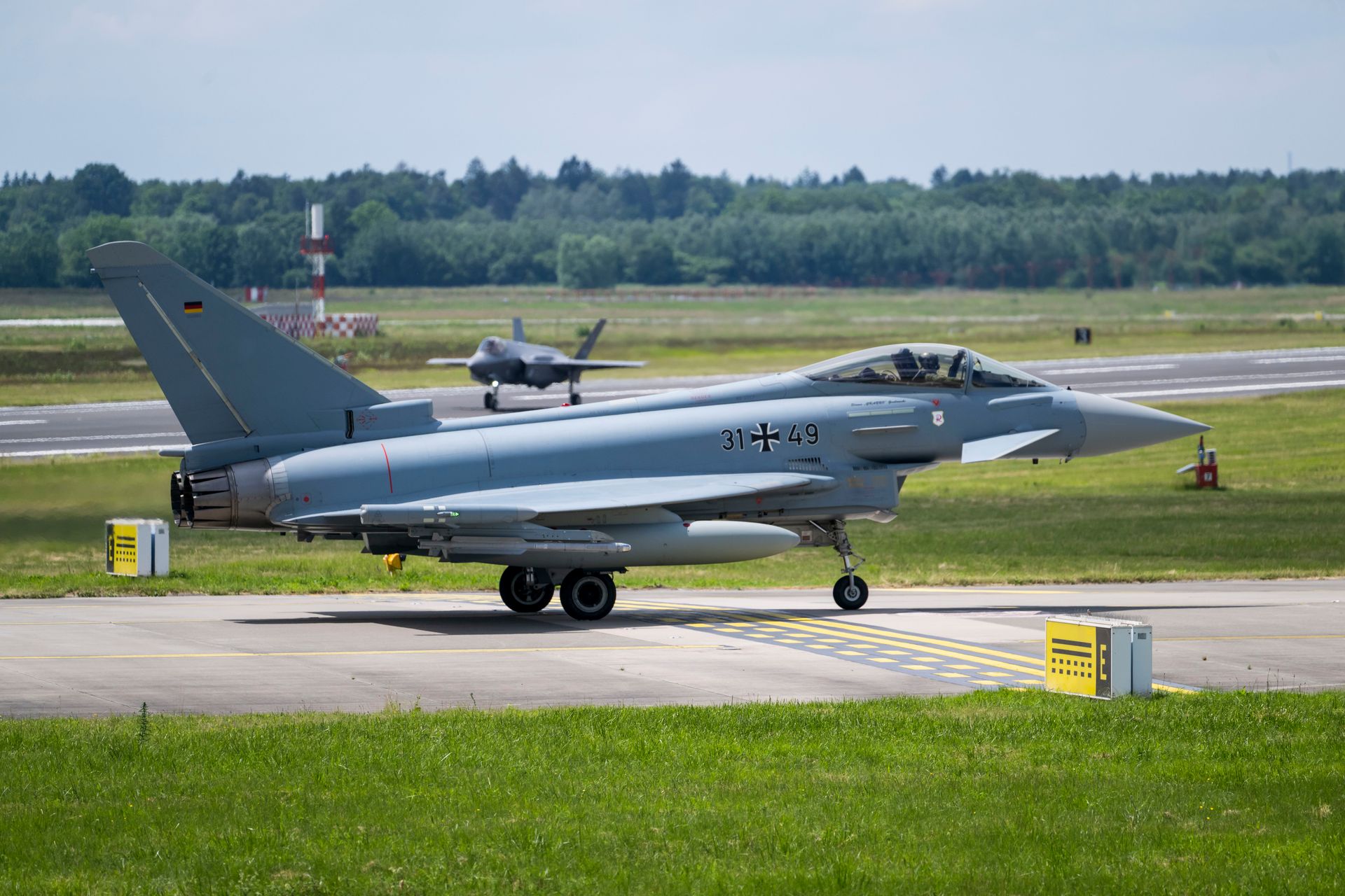 Germany deploys jets to Poland as 'deterrent' ahead of Russian ...