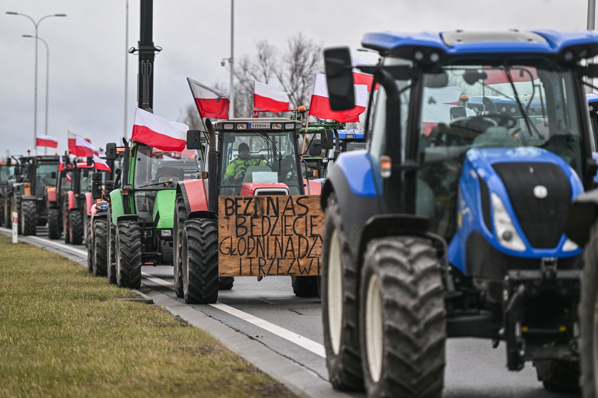 Polish farmers hold another Ukraine border blockade amid heightened ...