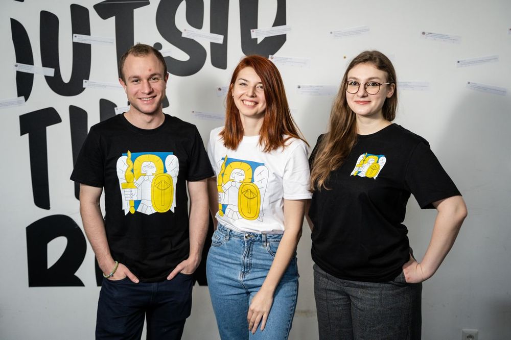 Kyiv Independent, Saint Javelin launch joint merch collection to help ...